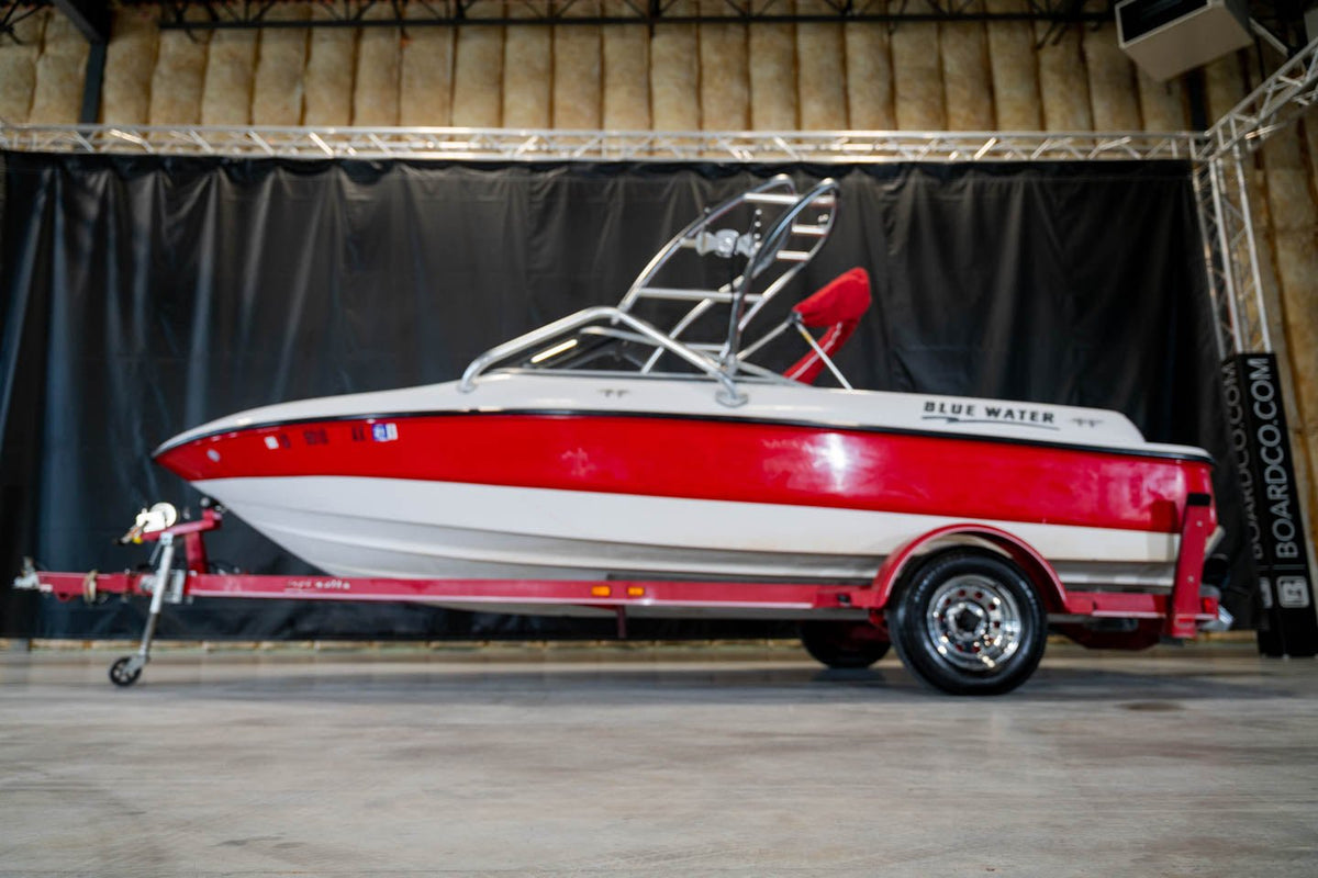 Blue Water Breeze 2008 | Red / White | BoardCo Boats