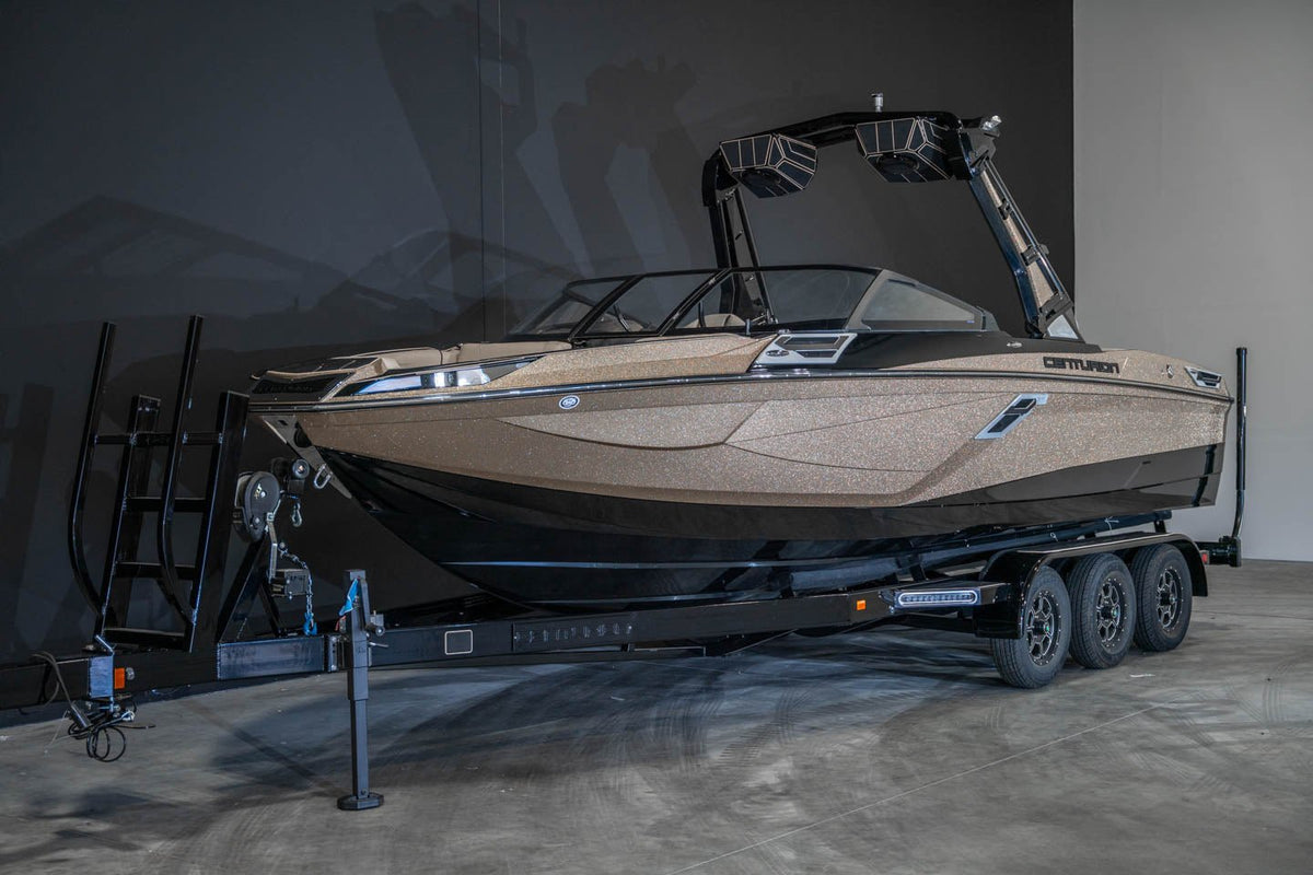 Centurion Ri245 2023 | Champagne MF / Black | BoardCo Boats